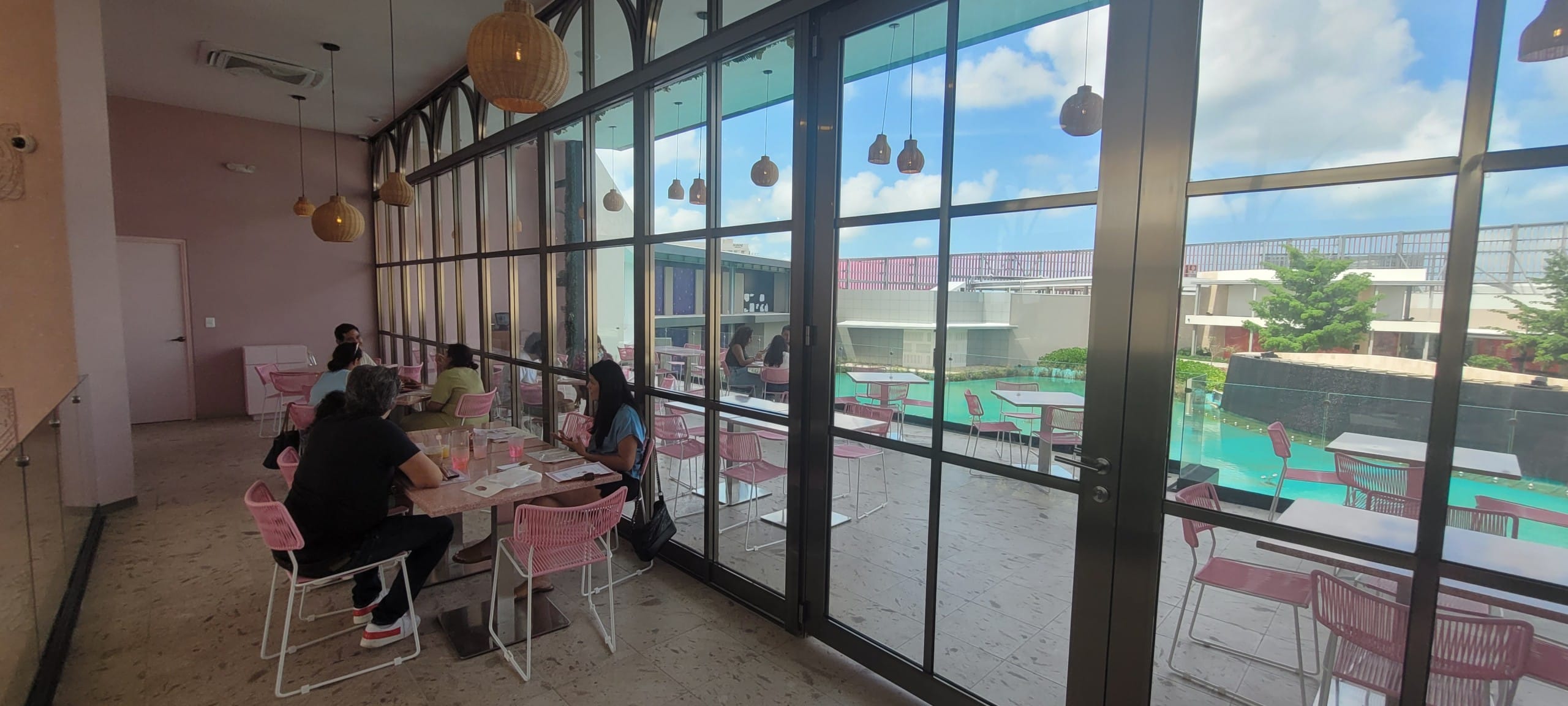 Hello Kitty Cafe Has Officially Opened In Cancun! | Caballeros Vacations