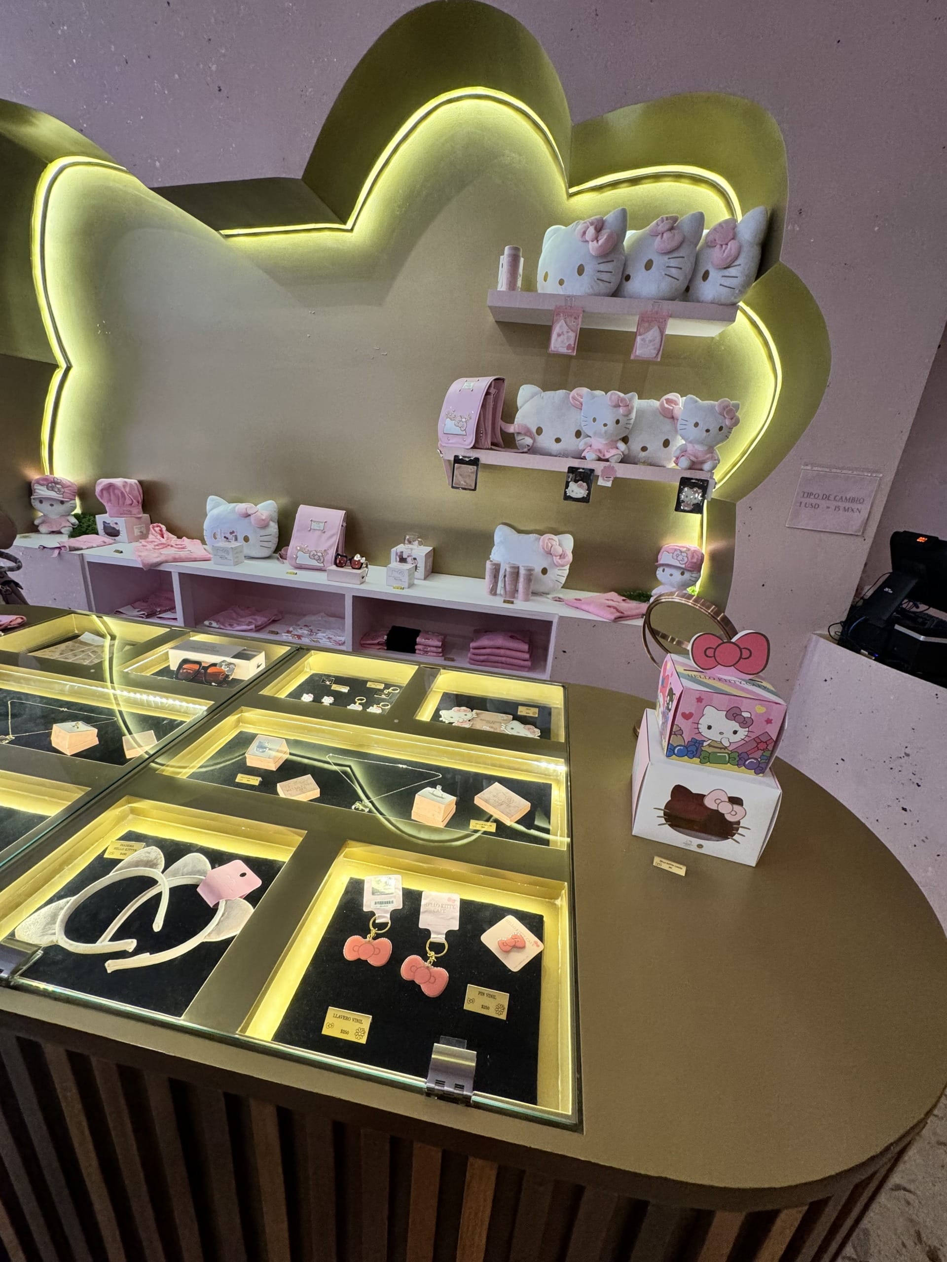 Hello Kitty Cafe Has Officially Opened In Cancun! | Caballeros Vacations